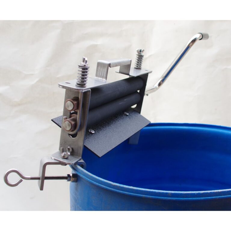 The Great American Wringer Co - Hand Wringer - Made in USA - Wisemen ...